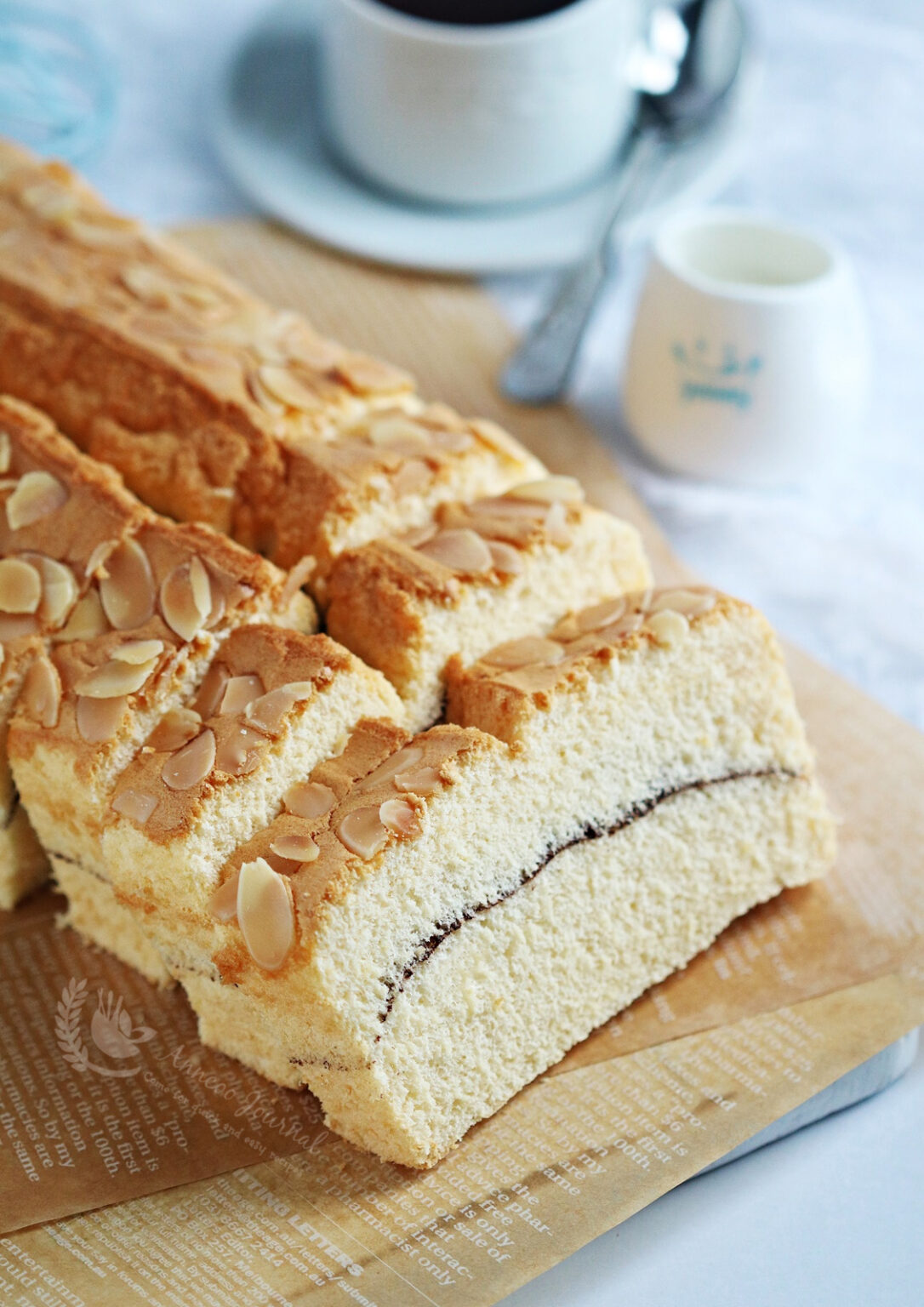 Golden Pillow Cake 金枕头蛋糕 - Anncoo Journal